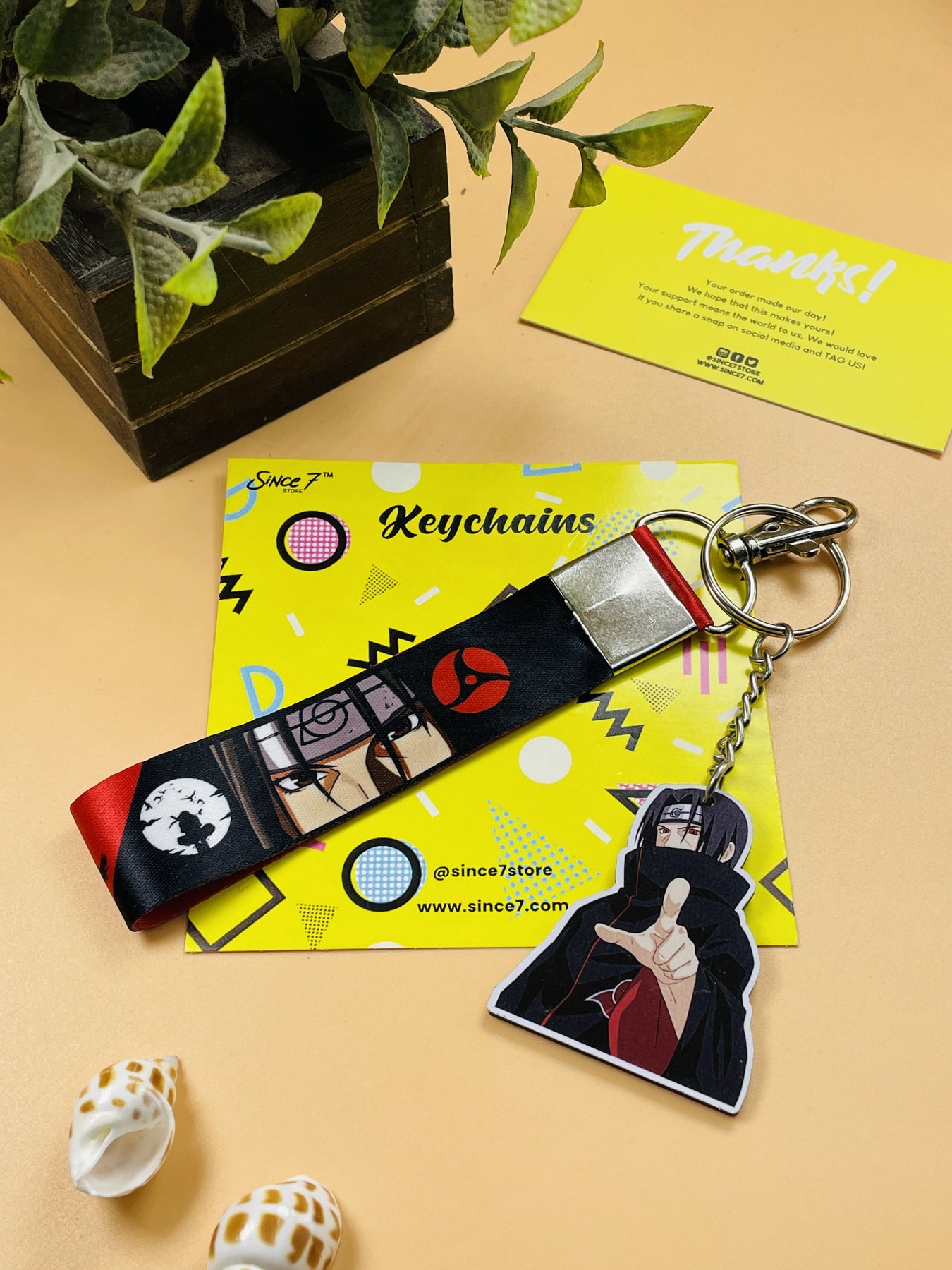 Itachi Uchiha Keychain – SINCE 7 STORE