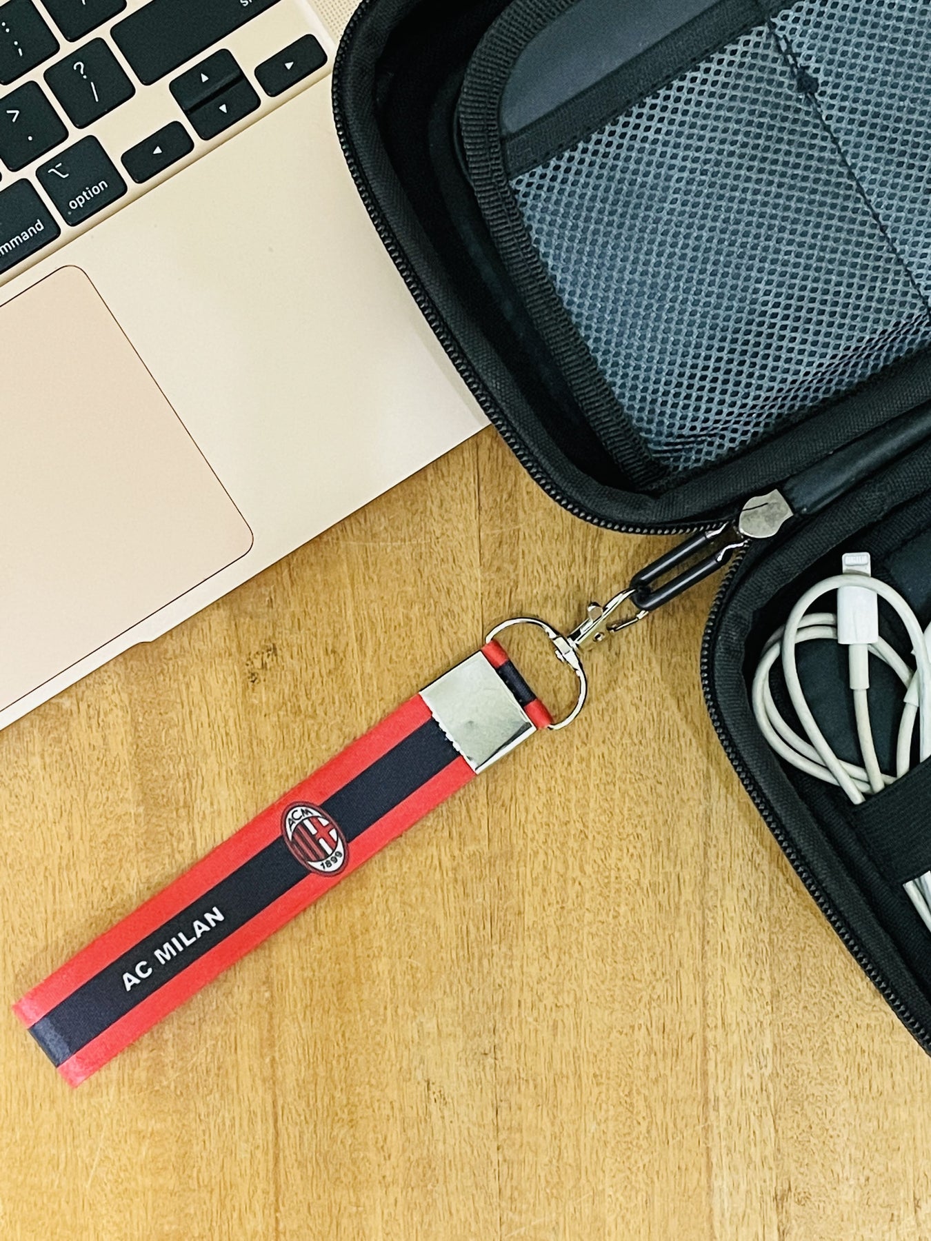 AC Milan Keychain – SINCE 7 STORE